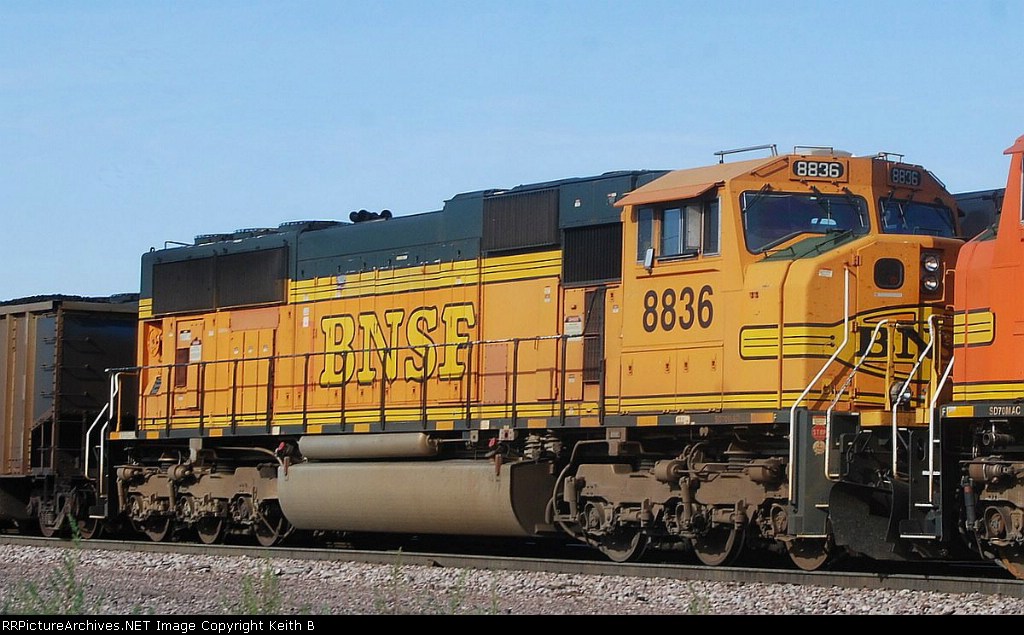 BNSF 8836